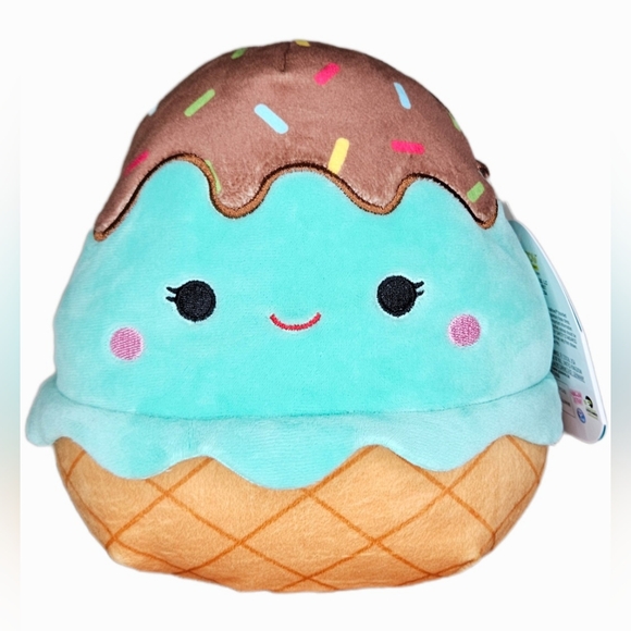 Squishmallows | Toys | Nwt 22 Maya The Mint Ice Cream Sundae ...